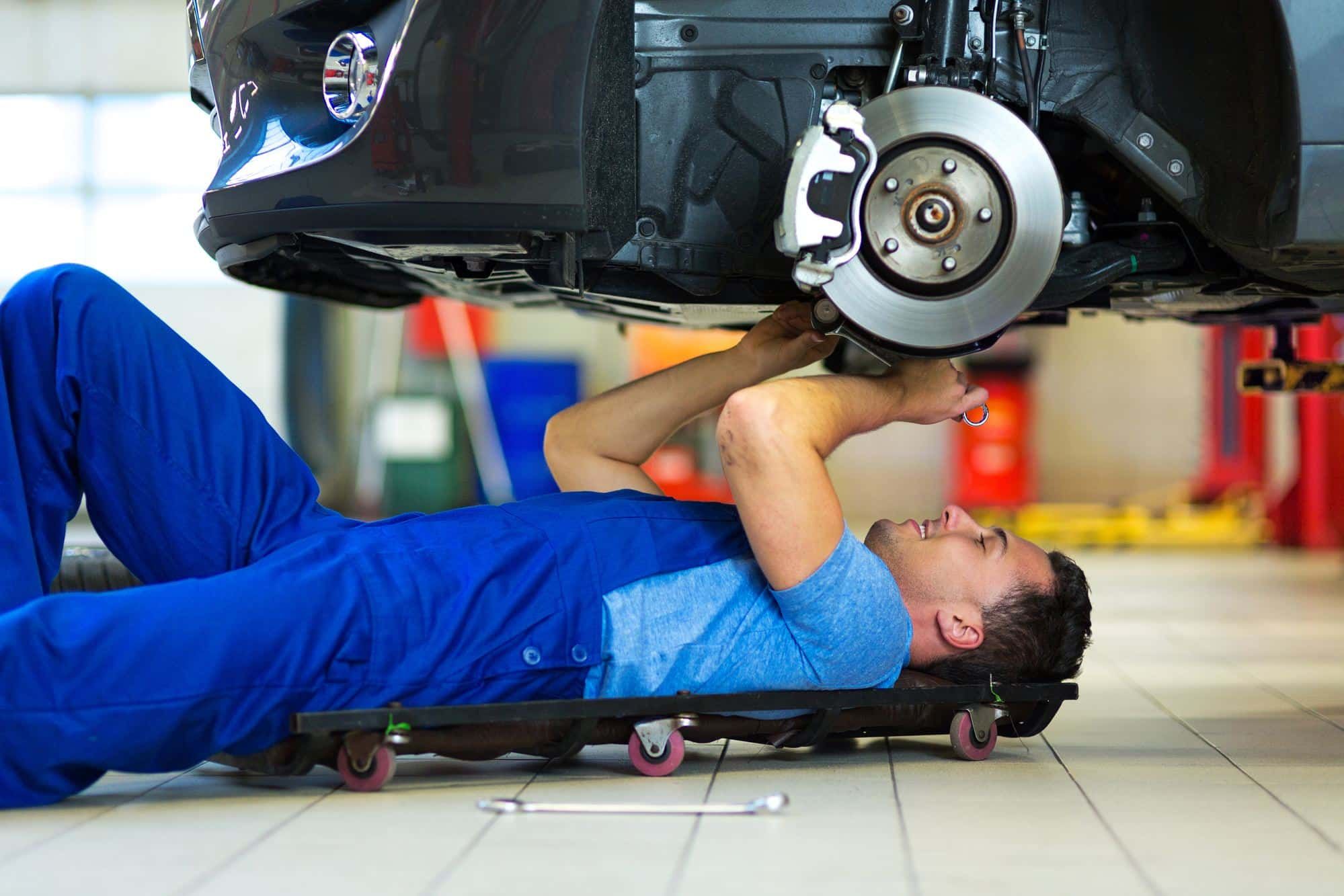 What Rights Do Automotive Technicians Have as Flat Rate Workers?