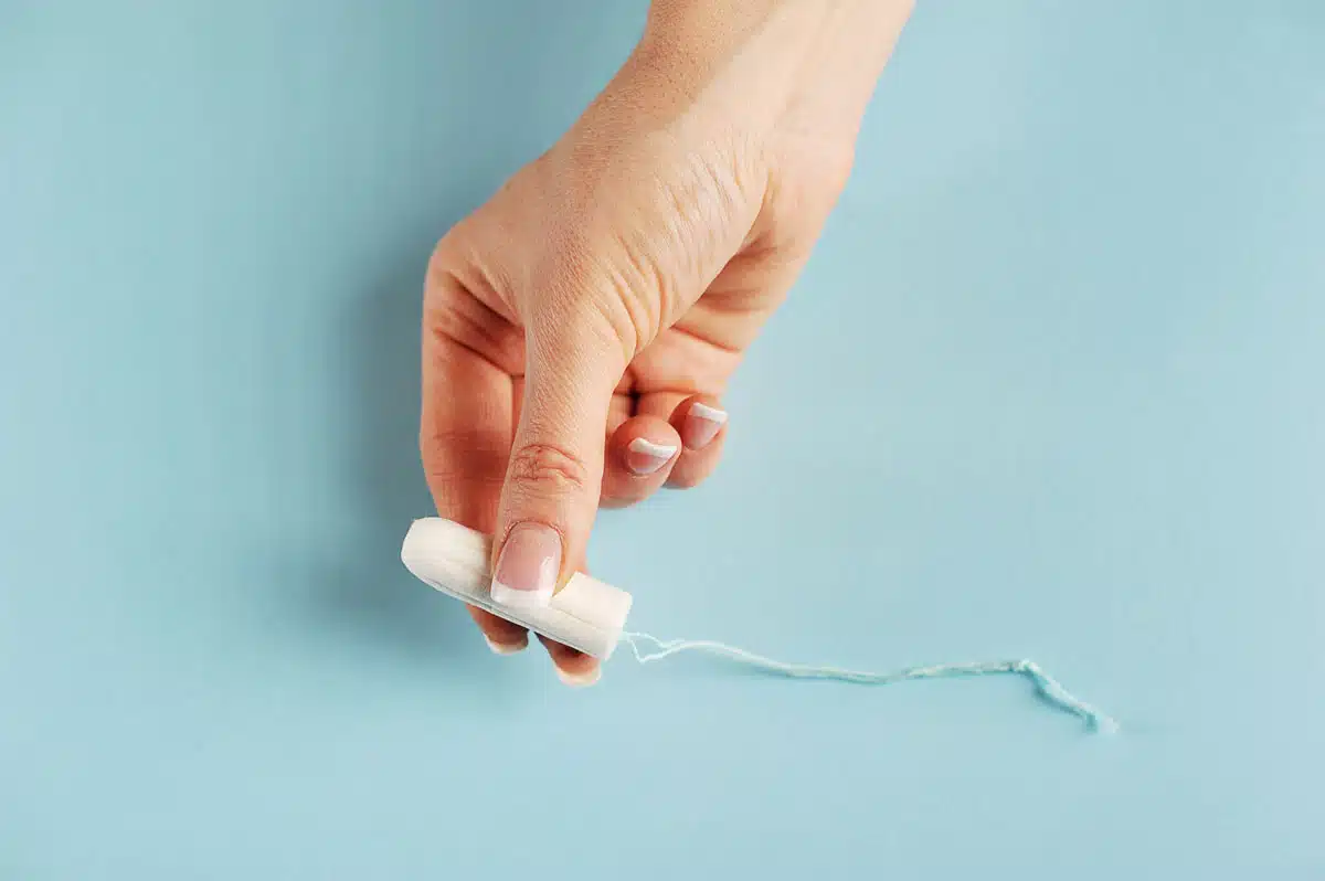 This is L. class action says tampons deceptively advertised as ‘100% ...