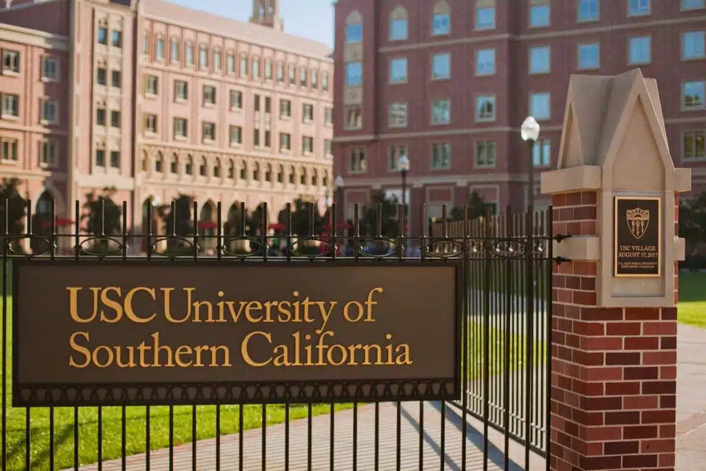USC class action claims university lied about quality of online social ...
