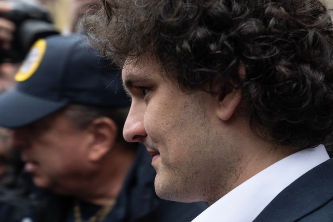 Judge orders FTX founder Bankman-Fried to jail ahead of trial due to ...