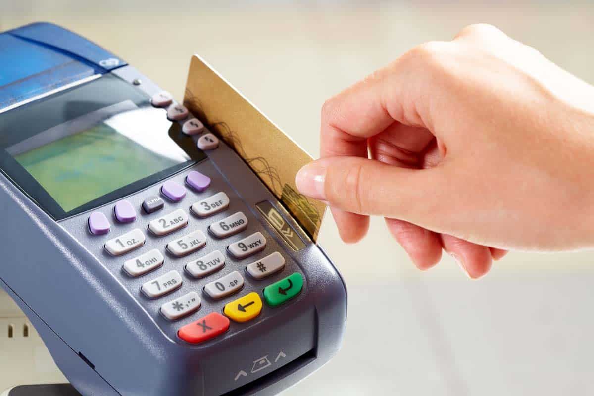 Federal Reserve proposes decreasing debit card swipe fees