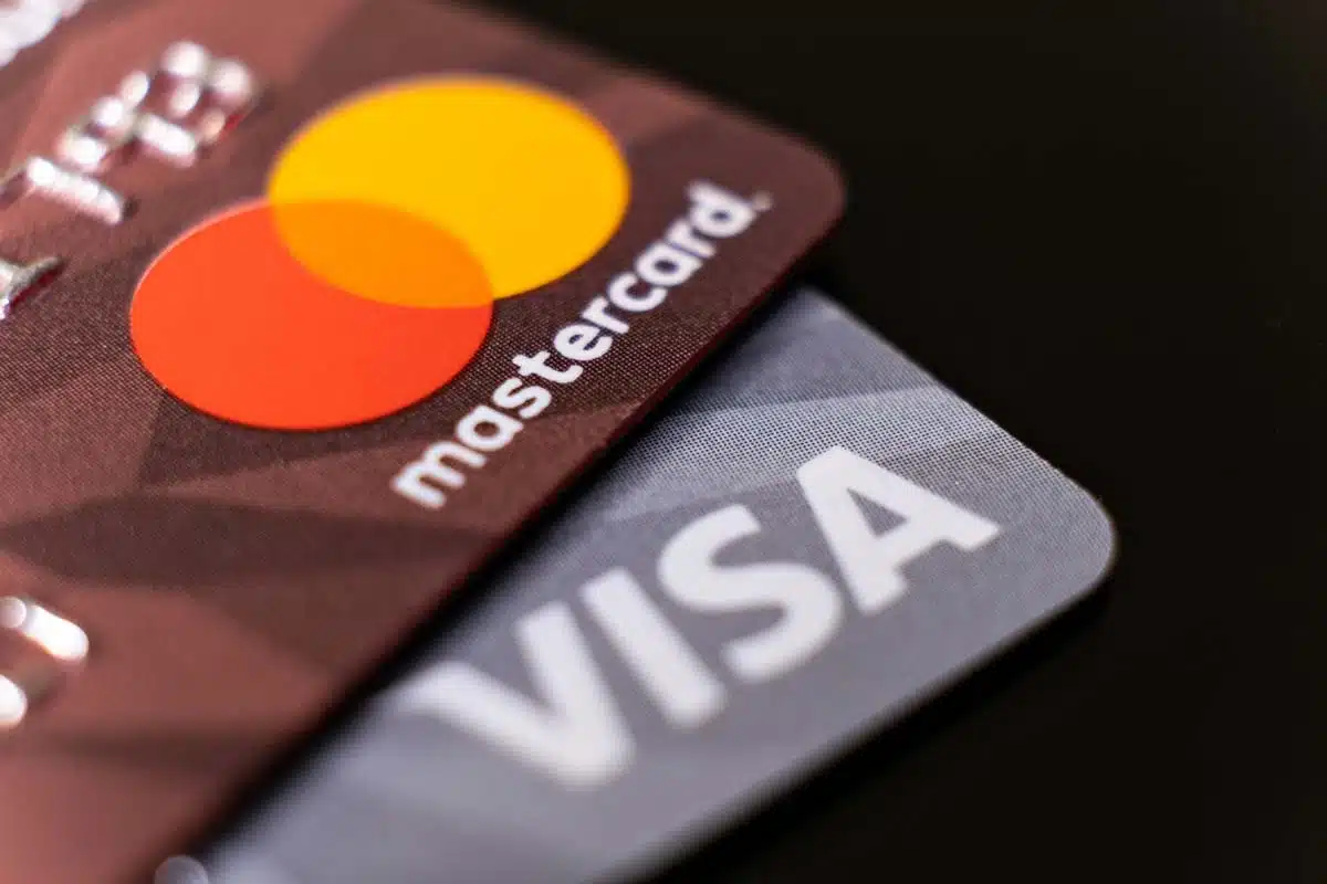 $5.6B Visa, Mastercard settlement with retailers upheld