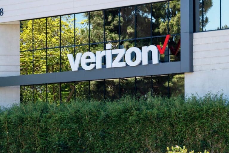$100M Verizon administrative fees class action settlement