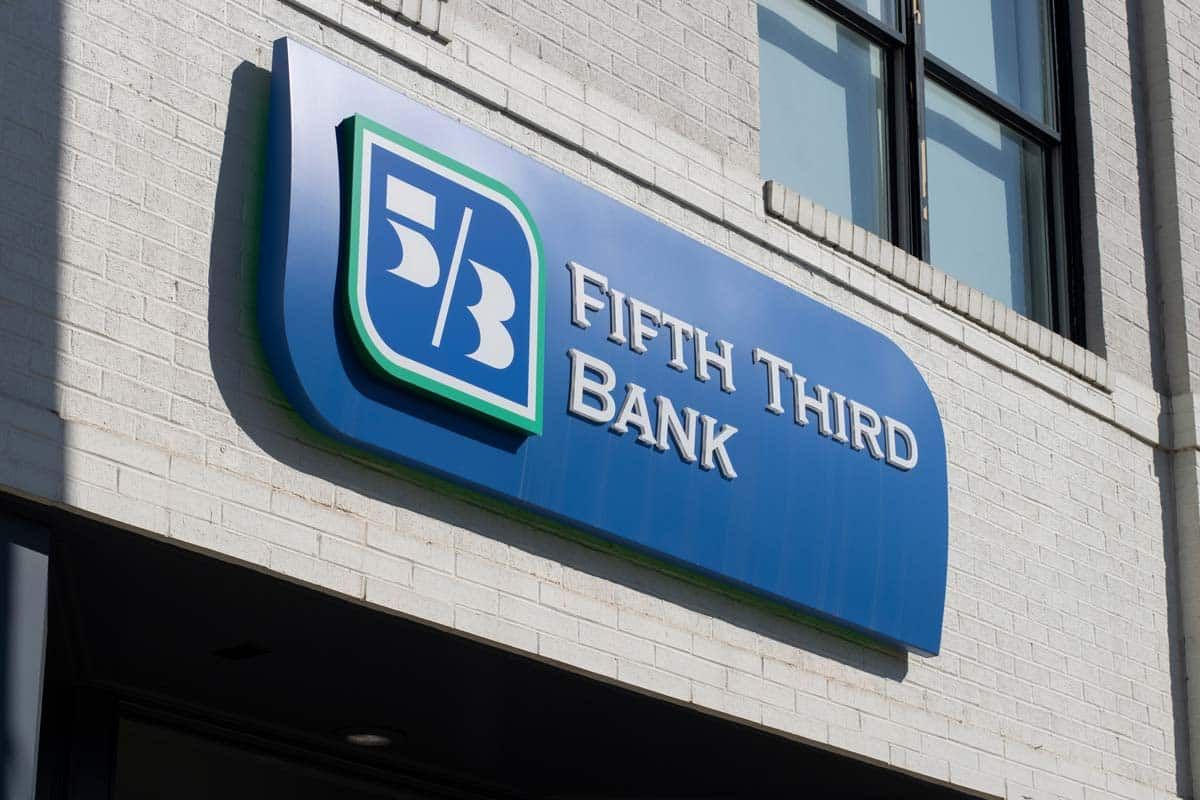 Fifth Third class action claims bank charges fees for deposited checks ...