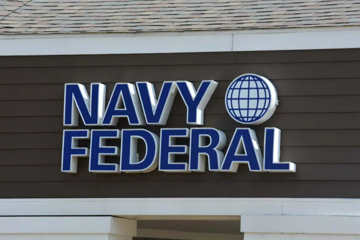 Class action claims Navy Federal allows AI co. to monitor, record calls