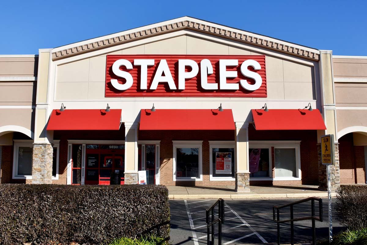 Staples class action claims company doesn't notify job candidates about ...