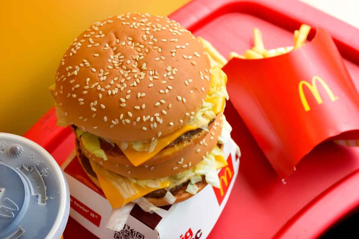 Consumers file class action alleging onions responsible for McDonald's E. coli outbreak