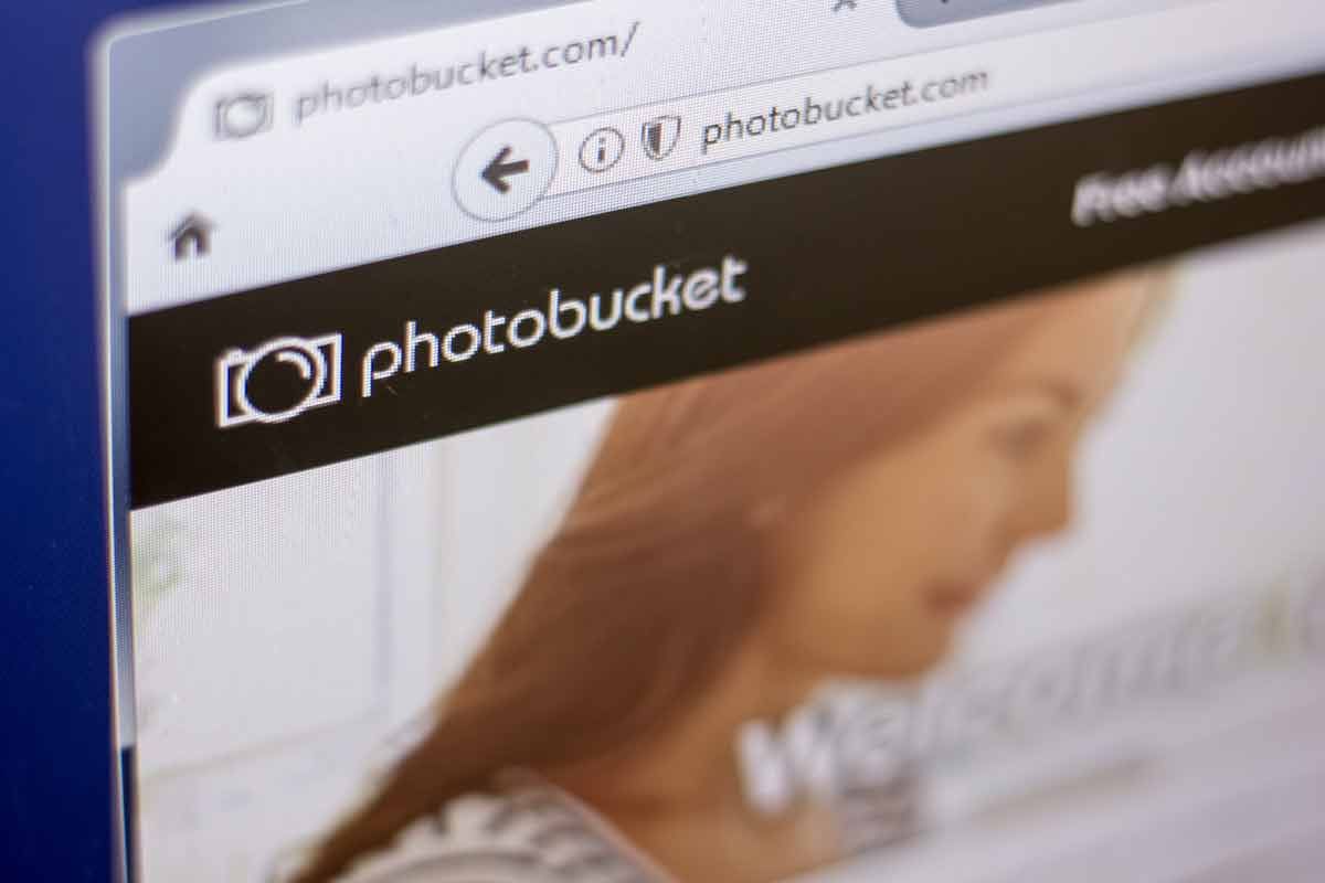 Photobucket class action claims company wants to sell customer images