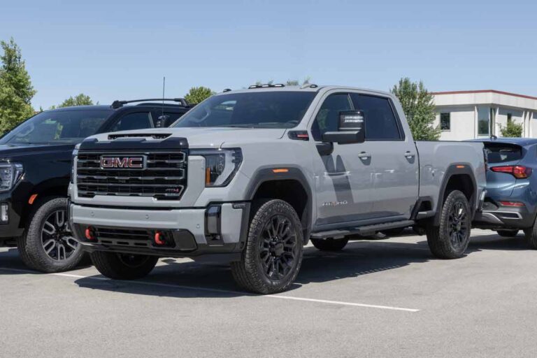 GM announces recall for Silverados, Sierras due to tailgate defect